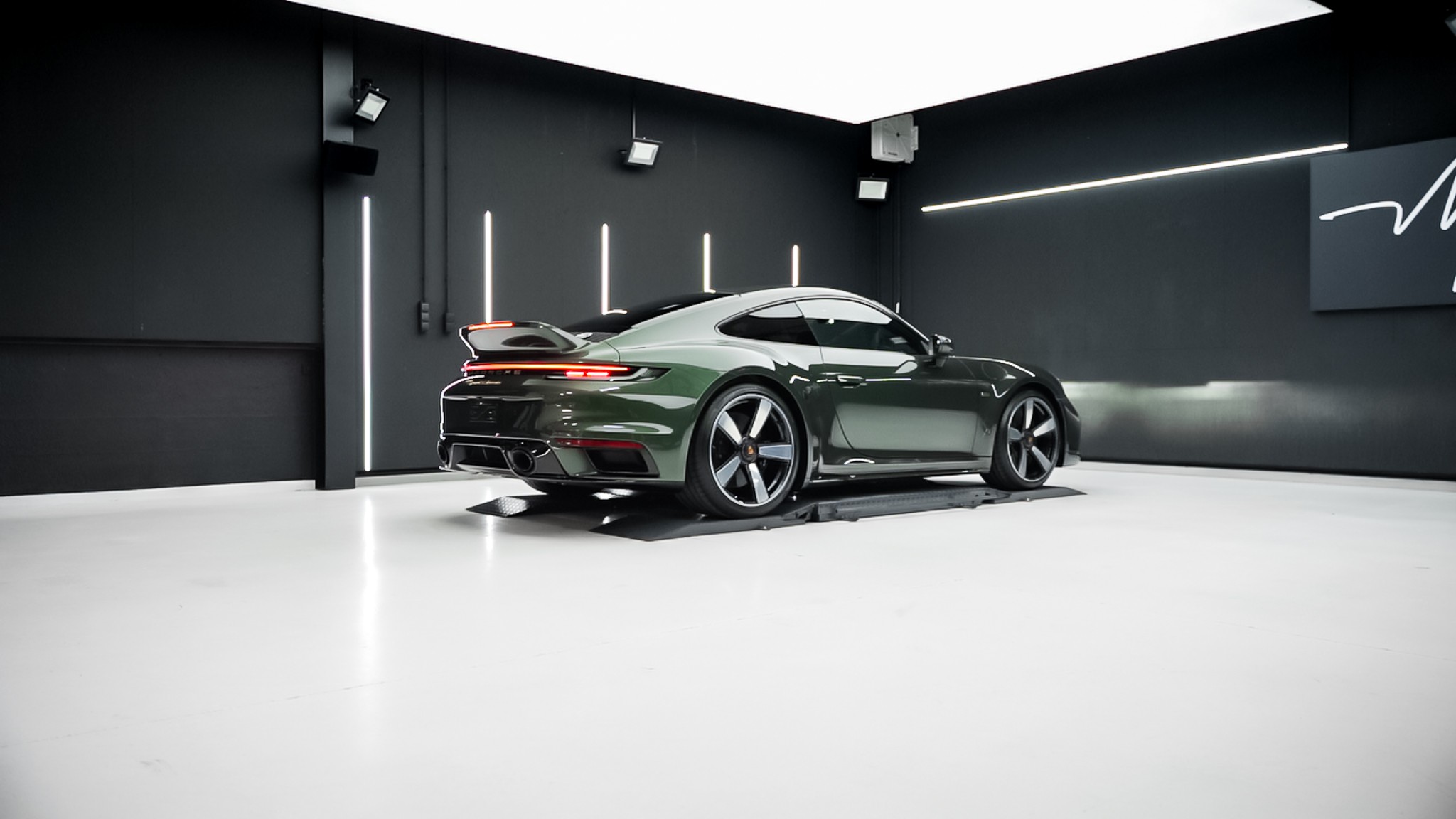 Protection PPF complète d'une Porsche 911 Sport Classic Heritage